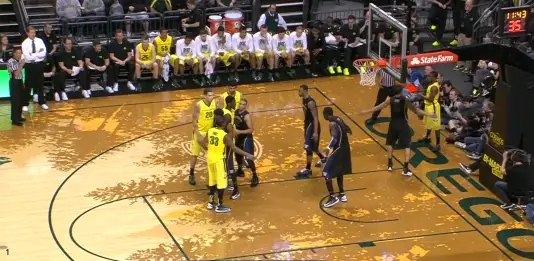 Basketball Analysis: Altman’s Inbound Sets Get Ducks Easy Scores | FishDuck