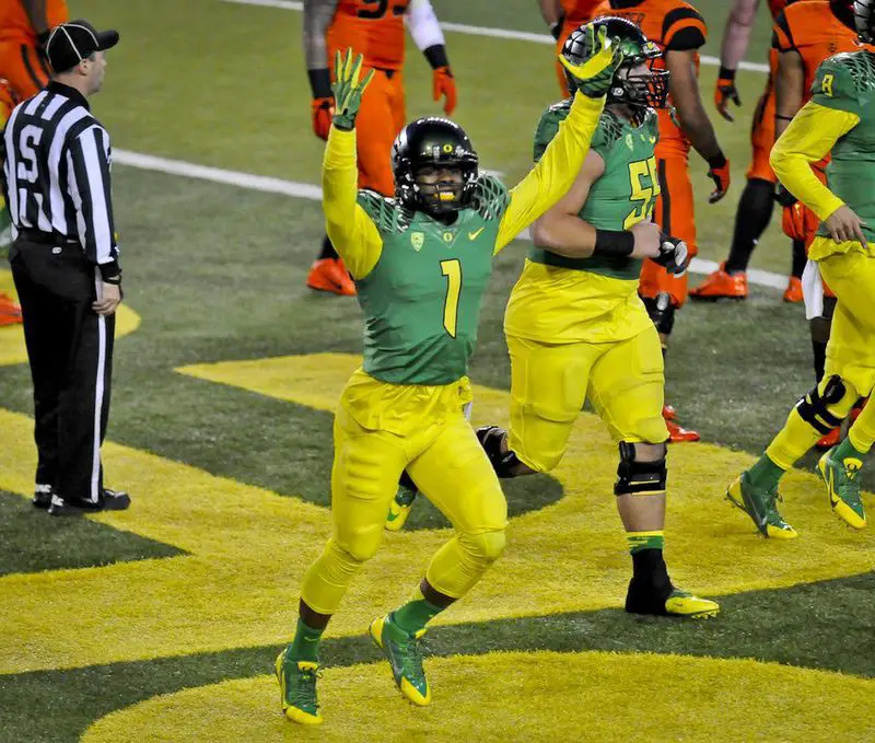 Josh Huff on Brink of Making History After Heroic Civil War Performance ...